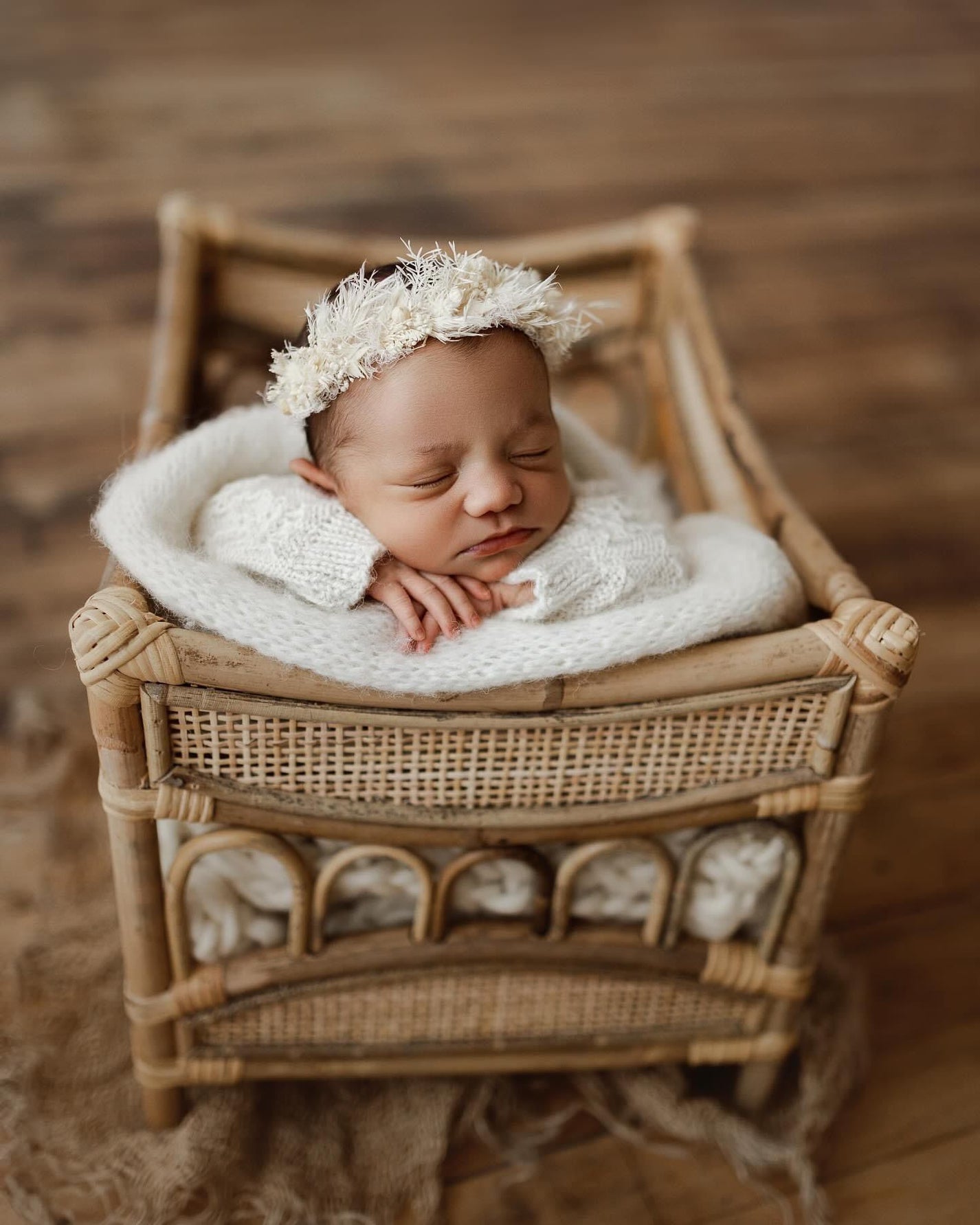Evie's Crib – Hello Little Props