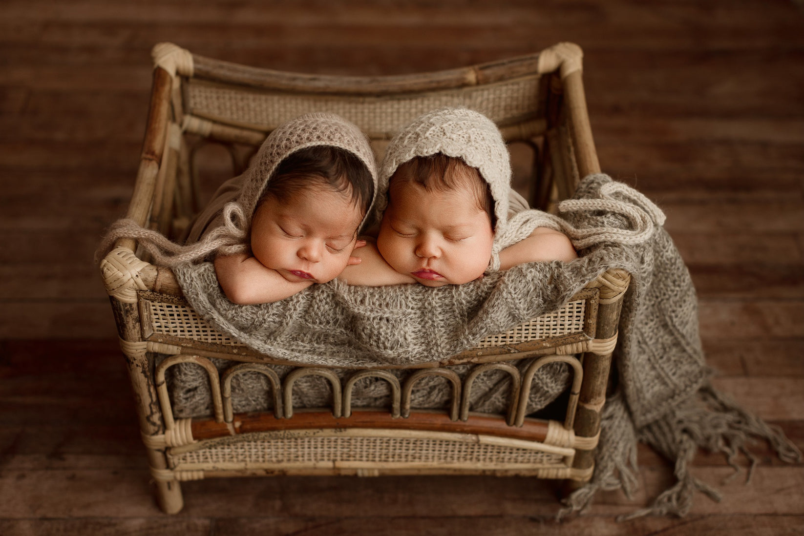 Evie's Crib – Hello Little Props